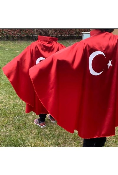 Pazarsen Kırmızı Bayrak Pelerin Pazarsen Kırmızı Bayrak Pelerin