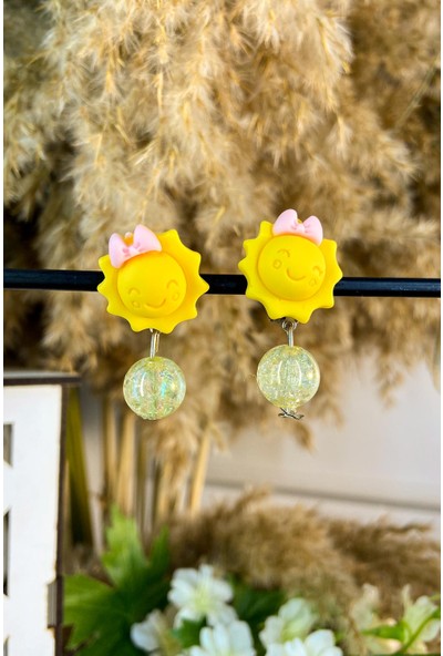 Şubu Tasarım Çiftli Klipsli Figürlü Küpe Sarı SBT537 Şubu Tasarım Çiftli Klipsli Figürlü Küpe Sarı SBT537