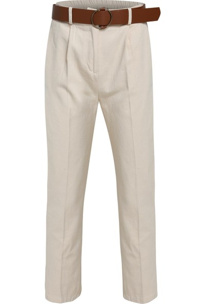 Quzu Beli Kemerli Kadın Pantolon 21K70755