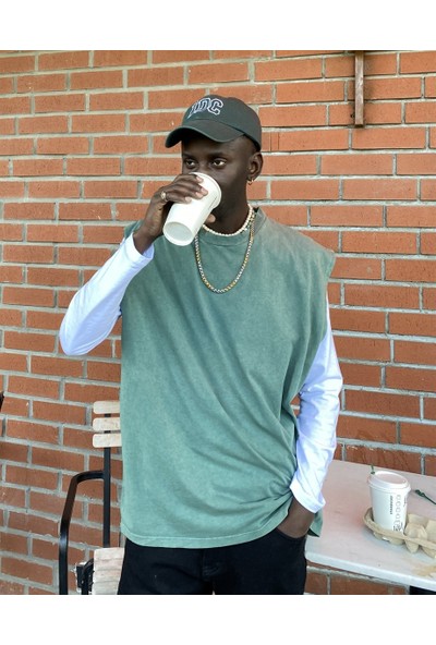 Yeşil Basklısı Atlet