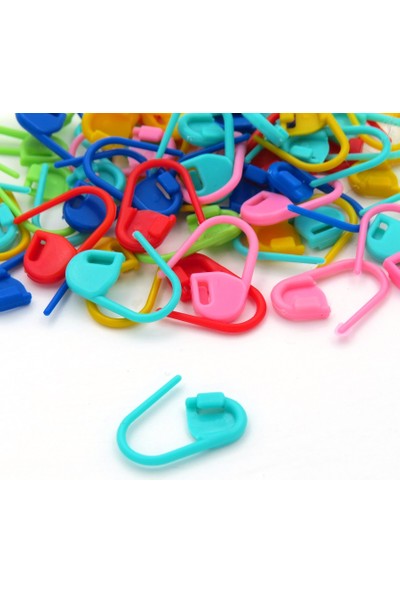 Renkli Plastik Çengelli Iğne (1 PAKET-100 Adet) Renkli Plastik Çengelli Iğne (1 PAKET-100 Adet)