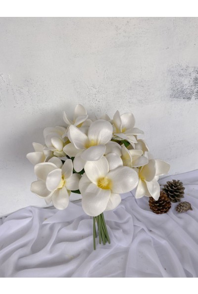 Dora Design Manolya Buketi Yeni Sezon Gelin Çiçeği