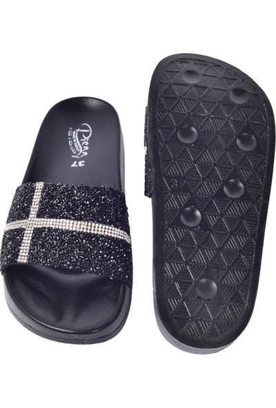 Pienn 18620-22 Anatomik Fashıon Kadın Terlik Siyah Gümüş Pienn 18620-22 Anatomik Fashıon Kadın Terlik Siyah Gümüş