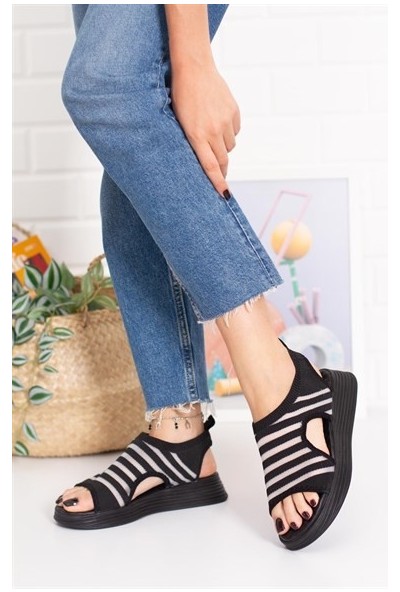 Spoty Shopping Sket Siyah Beyaz Sandalet Spoty Shopping Sket Siyah Beyaz Sandalet