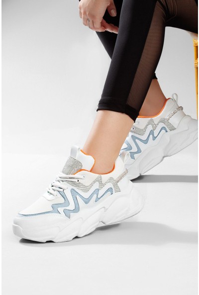Kadın Kalın Taban Beyaz Sneaker • A222YGUEN0004