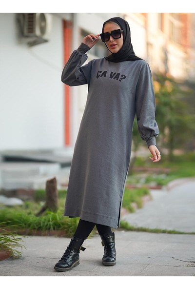 Por La Cara Baskılı ve Yandan Yırtmaçlı Uzun Sweatshirt - Füme - Por La Cara