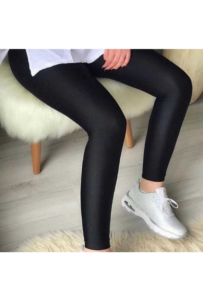 Edizce Yüksel Bel Siyah Toparlayıcı Süper Kumaş Tayt Edizce Yüksel Bel Siyah Toparlayıcı Süper Kumaş Tayt