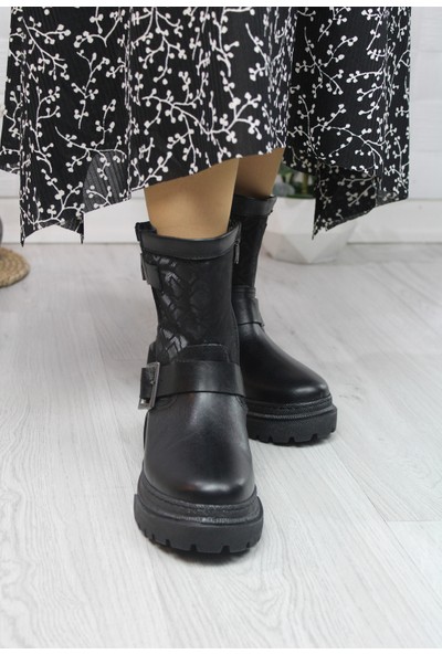 FUNB Kemer Detaylı Desenli Kadın Bot Siyah