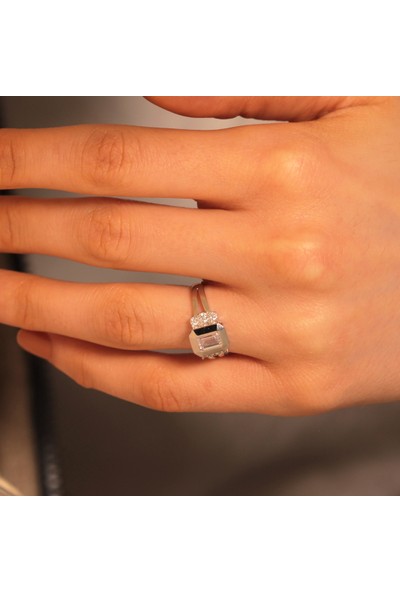 Adil Idil Kuyumculuk 14 Ayar Beyaz Altın Baget Yüzük