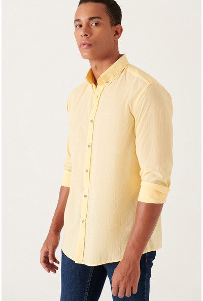 Avva Erkek Sarı Düz Alttan Britli Yaka Regular Fit Uzun Kol Vual Gömlek E002206 Avva Erkek Sarı Düz Alttan Britli Yaka Regular Fit Uzun Kol Vual Gömlek E002206