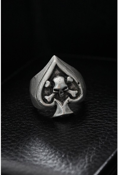 Clariss Ayarlanabilir Kurukafalı Maça Model Erkek Yüzük Clariss Ayarlanabilir Kurukafalı Maça Model Erkek Yüzük