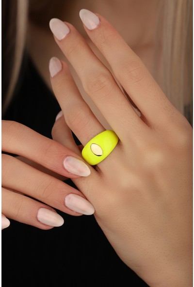 Mistik Silver Taşsız Mineli Oval Gümüş Yüzük Mistik Silver Taşsız Mineli Oval Gümüş Yüzük