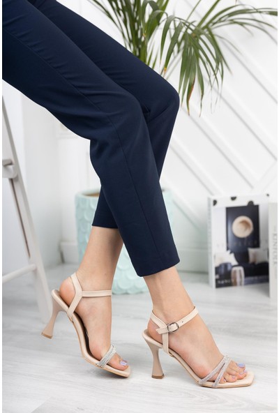 Moda Değirmeni Kadın Düz Taşlı Abiye Ayakkabı MD1012-121-0003