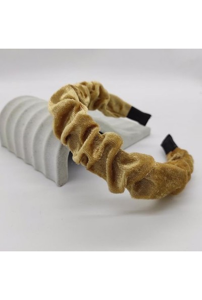 Moda Cini Kadife Büzgüllü Taç Toka