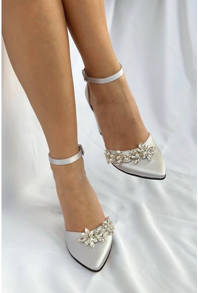 Nil Shoes Lito Gri Saten Taş Detaylı Topuklu Ayakkabı