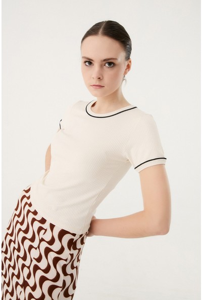 Bisiklet Yaka Biyeli Bluz