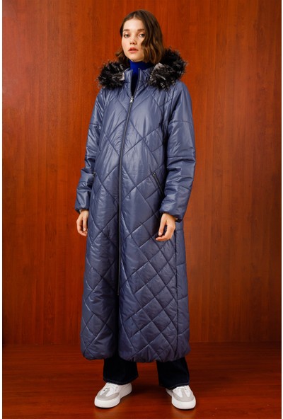 Micca Çift Tarafı Kullanım Olanağı Sağlayan Şişme Manto-Indigo Micca Çift Tarafı Kullanım Olanağı Sağlayan Şişme Manto-Indigo