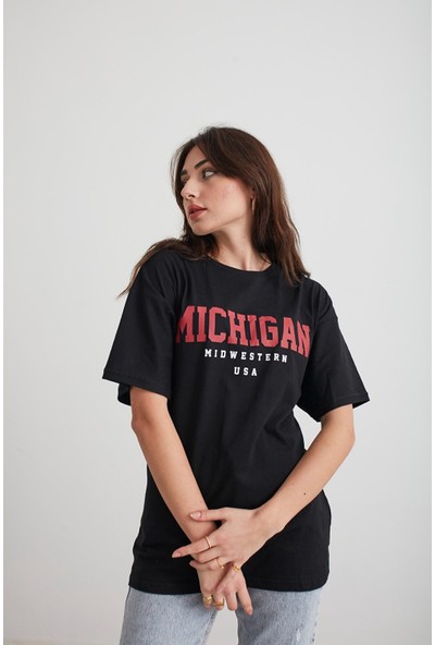 Baxfa Store Siyah Michigan Baskılı Oversize T-Shirt Baxfa Store Siyah Michigan Baskılı Oversize T-Shirt