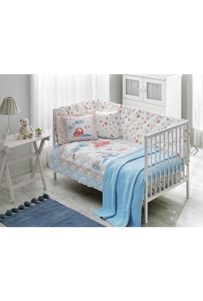 Taç Little Cars Bebek Battaniyeli Uyku Seti