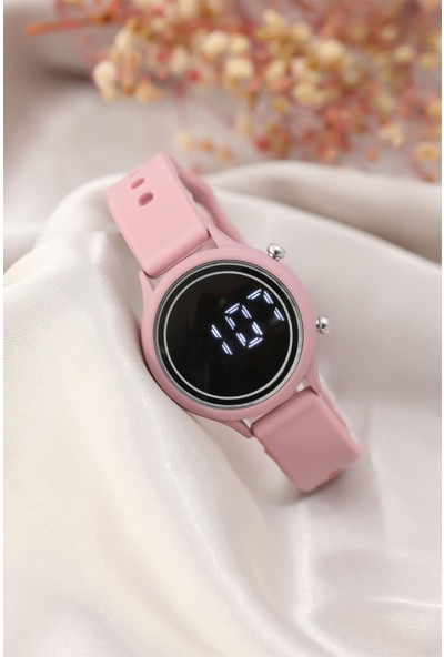 Bkmc Pembe Renkli Silikon Kordonlu LED Kadın Saat