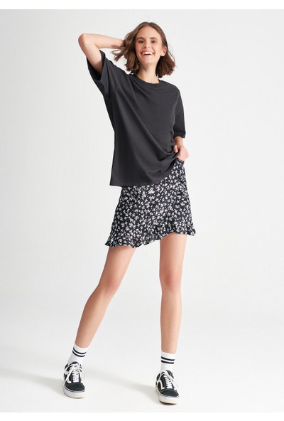 Mavi Kadın Çiçek Baskılı Etek 1310042-80801 Mavi Kadın Çiçek Baskılı Etek 1310042-80801