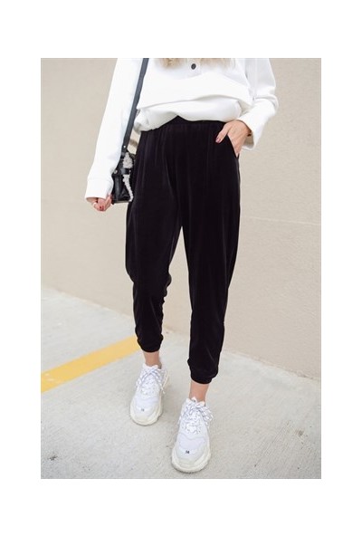 Deniz Tapan Butik Siyah Kadife Eşofman