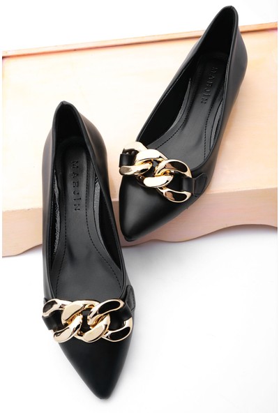 Marjin Kadın Babet Zincirli Sivri Burun Noyan