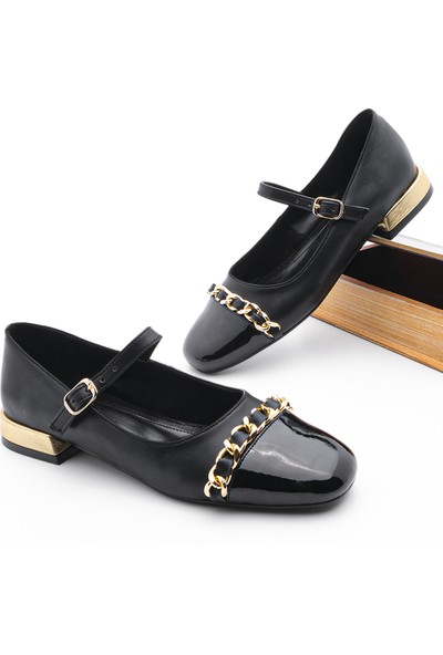 Marjin Kadın Günlük Ayakkabı Altın Renk Detaylı Topuk Zincirli Küt Burun Resva