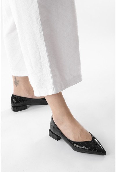 Marjin Kadın Babet Sivri Burun Evka