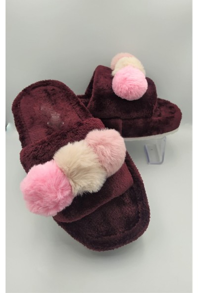 İpek Kadın Bordo Ponponlu Rahat Taban Ev Terliği