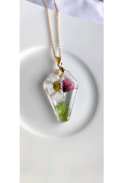 Berna Gül ve Gelincik