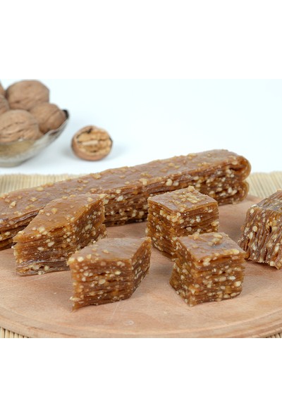 Melikşah Sultan Gümüşhane Cevizli Pestil 1 kg Melikşah Sultan Gümüşhane Cevizli Pestil 1 kg