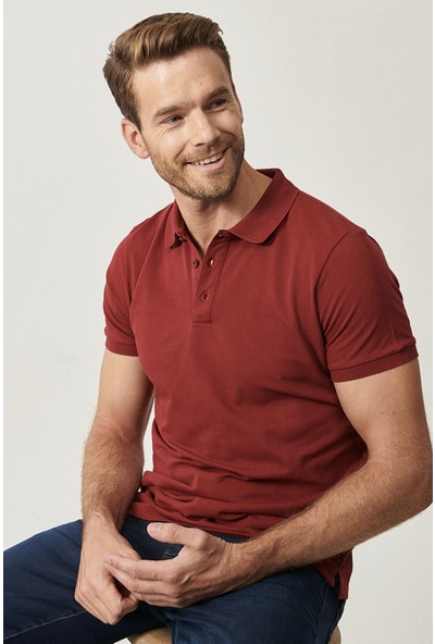 Altınyıldız Classıcs Erkek Bordo Polo Yaka Cepsiz Slim Fit Dar Kesim %100 Pamuk Düz Tişört Altınyıldız Classıcs Erkek Bordo Polo Yaka Cepsiz Slim Fit Dar Kesim %100 Pamuk Düz Tişört