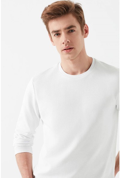 Mavi Erkek Uzun Kollu Beyaz Basic Tişört 064622-20454 Mavi Erkek Uzun Kollu Beyaz Basic Tişört 064622-20454