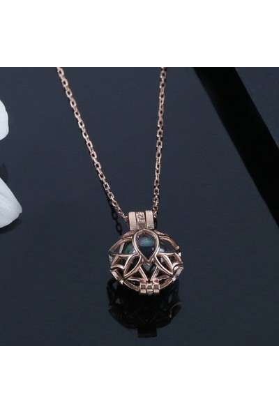925 Ayar Gümüş Siyah Inci Lotus Kafes Kolye 925 Ayar Gümüş Siyah Inci Lotus Kafes Kolye