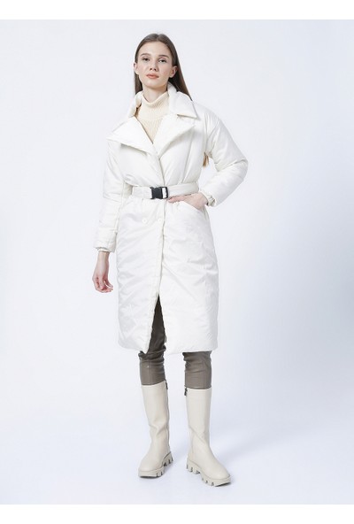 Fabrika Comfort Geniş Fit Kapitone Desenli Krem Kadın Mont - LF-170213 Fabrika Comfort Geniş Fit Kapitone Desenli Krem Kadın Mont - LF-170213