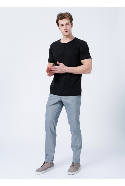 Altınyıldız Classics Bisiklet Yaka Slim Fit Düz Siyah Erkek T-Shirt - 4A4822200045