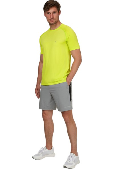 Calvin Klein 00GMS2S805QBY Normal Bel Düz Gri Erkek Şort Calvin Klein 00GMS2S805QBY Normal Bel Düz Gri Erkek Şort