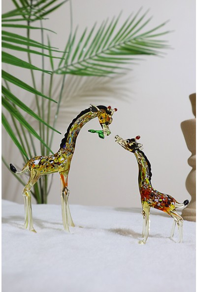Adamodart Zürafa Ailesi Dekoratif Cam Biblo 2'li Set Adamodart Zürafa Ailesi Dekoratif Cam Biblo 2'li Set