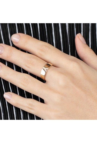 Oroline Taşlı Harf Yüzük (Y) 14K
