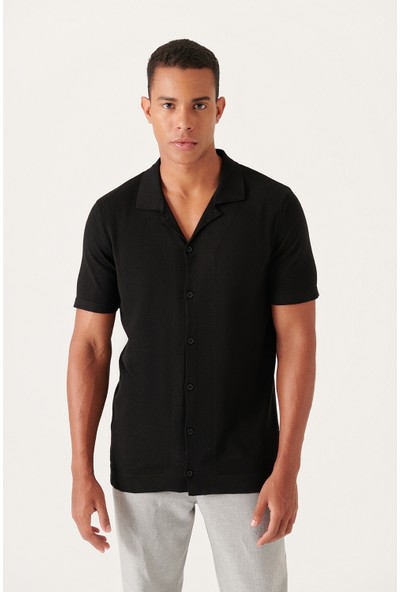 Avva Erkek Siyah Mono Yaka Düz Düğmeli Hırka E005008 Avva Erkek Siyah Mono Yaka Düz Düğmeli Hırka E005008