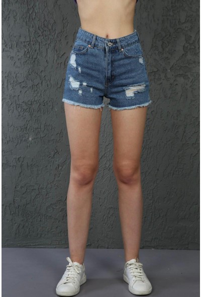 Gaydalı Giyim Kadın Mavi Yırtık Lazerli Denim Saçaklı Kot Jeans Şort