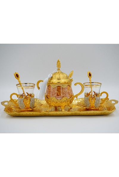 Carlito Döküm Tepki ve Porselen Şekerlikli, Taşlı Çay Bardağı Sunum Seti Carlito Döküm Tepki ve Porselen Şekerlikli, Taşlı Çay Bardağı Sunum Seti