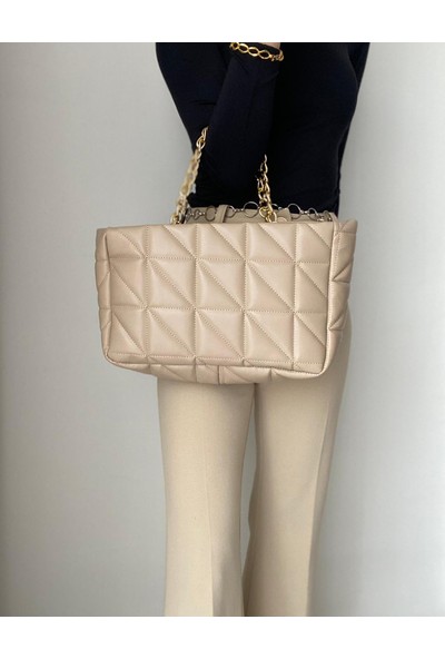 Zincir Askılı Kapitone Dikişli Kadın Omuz Çanta
