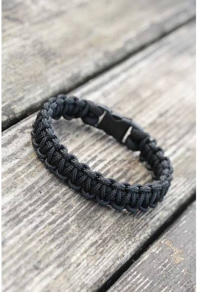 Clariss Siyah Renk Parakord Erkek Bileklik Clariss Siyah Renk Parakord Erkek Bileklik