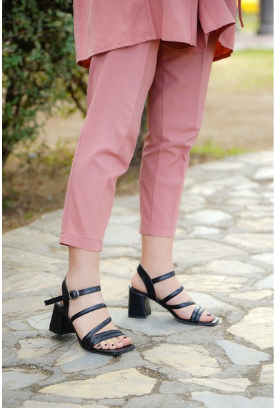 Weynes Kadın Siyah 7 cm Çapraz Sandalet Ayakkabı WSB0112