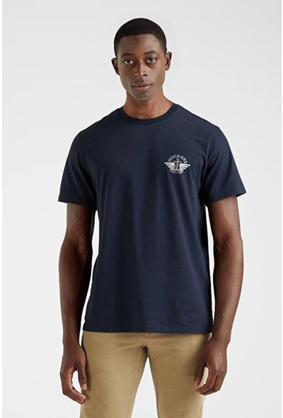 Dockers Erkek Logo Baskılı Lacivert T-Shirt A1103-0062 Dockers Erkek Logo Baskılı Lacivert T-Shirt A1103-0062