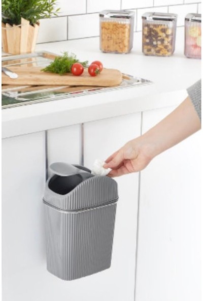 Metal Askılı Mini Çöp Kovasi