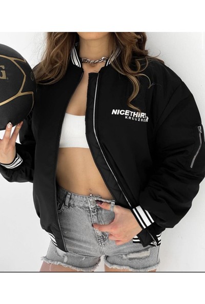 Miss Nish Bomber Mont