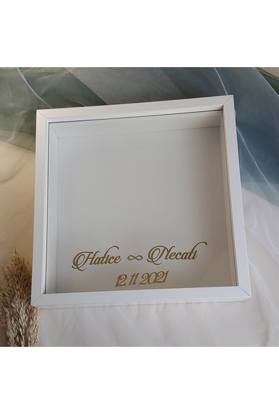 35X35 cm Isimli Derin Gül Kutusu! Isteme Çiçekleriniz Için! 35X35 cm Isimli Derin Gül Kutusu! Isteme Çiçekleriniz Için!